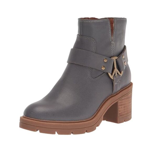 Lucky Brand | Shoes | Lucky Brand Womens Gray Harness Peace Sign Soxton ...